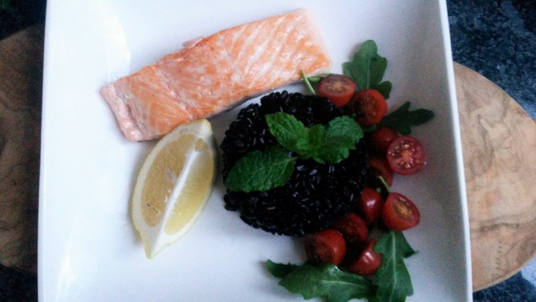 Riso venere con salmone Zwarte rijst met zalm - Uit de keuken van 8